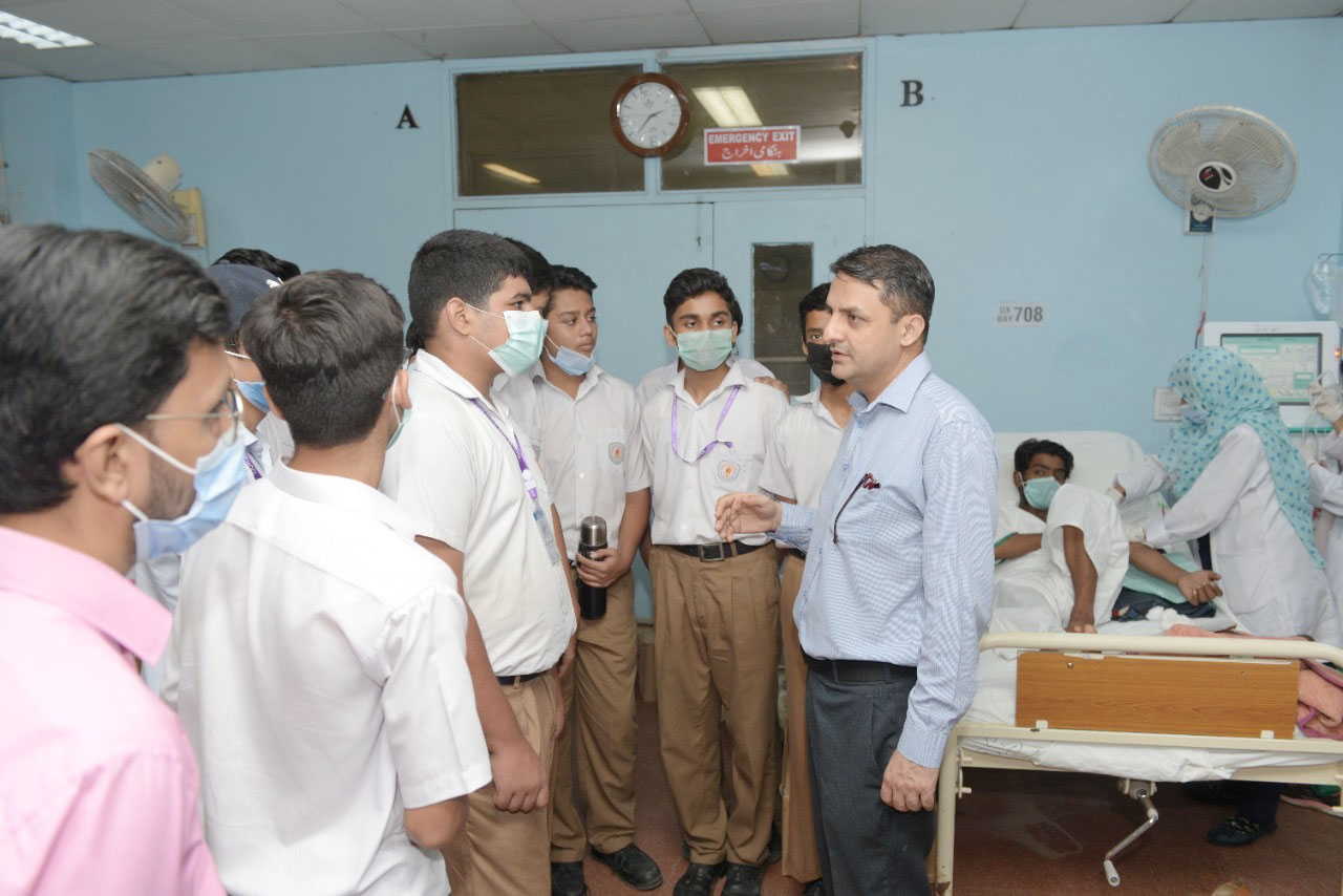 BAI VIRBAIJI SOPARIVALA PARSI HIGH SCHOOL